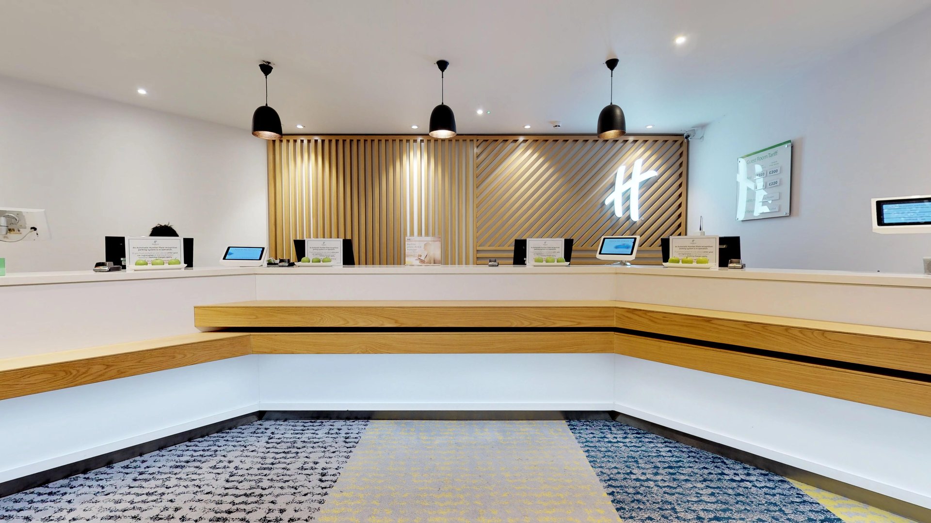 Holiday Inn Gatwick Airport - Venue View Virtual Tour Company